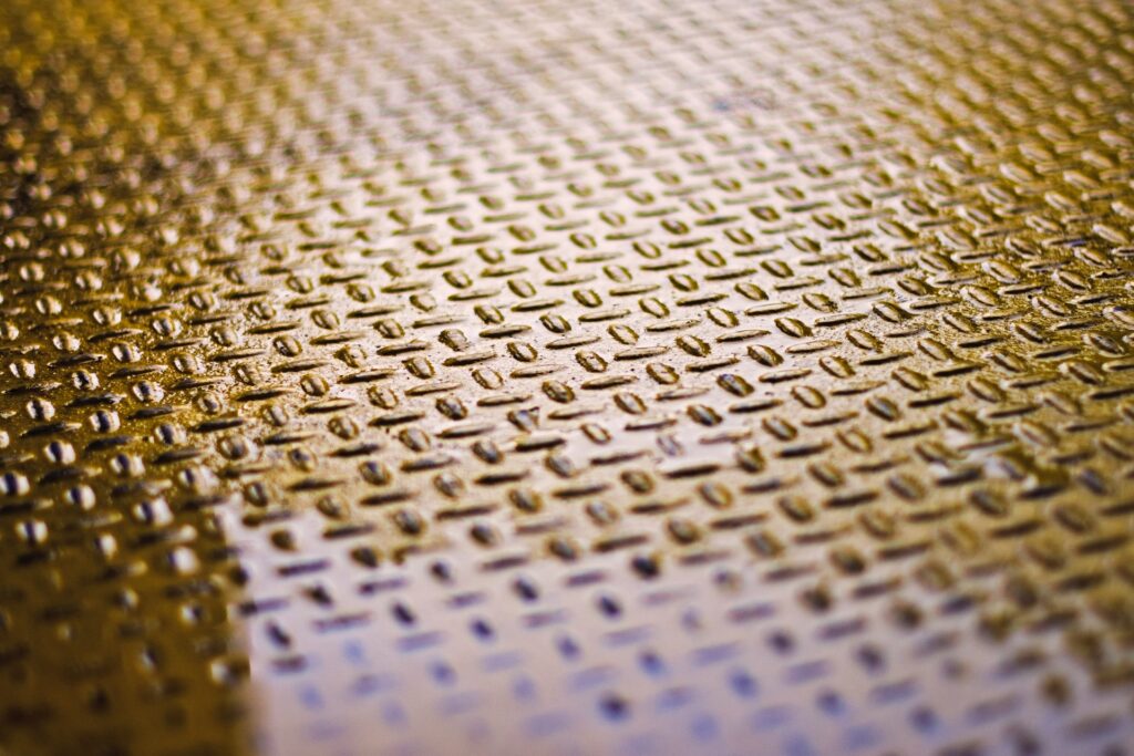 A Buyer's Guide to Diamond Plates | Arctic Walk-Ins